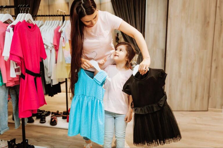 What Size Is Large in Kids Clothes: Kids' Size Chart