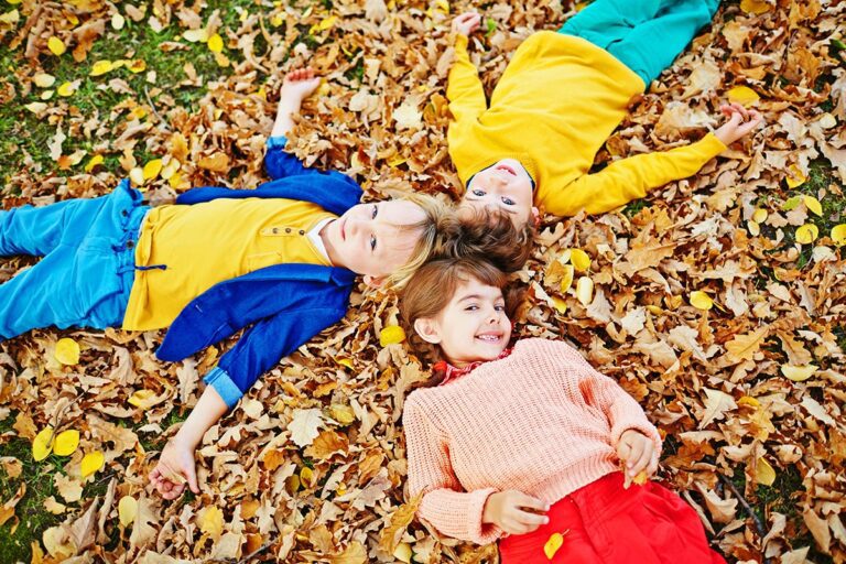 What Are Spring Colors for Kids' Clothing? Guide to Brighten Their Wardrobe