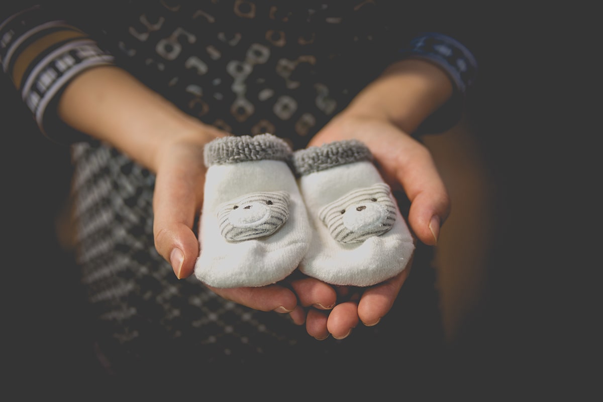 Why Do Babies Wear Mittens? Learn the Key Benefits Now!