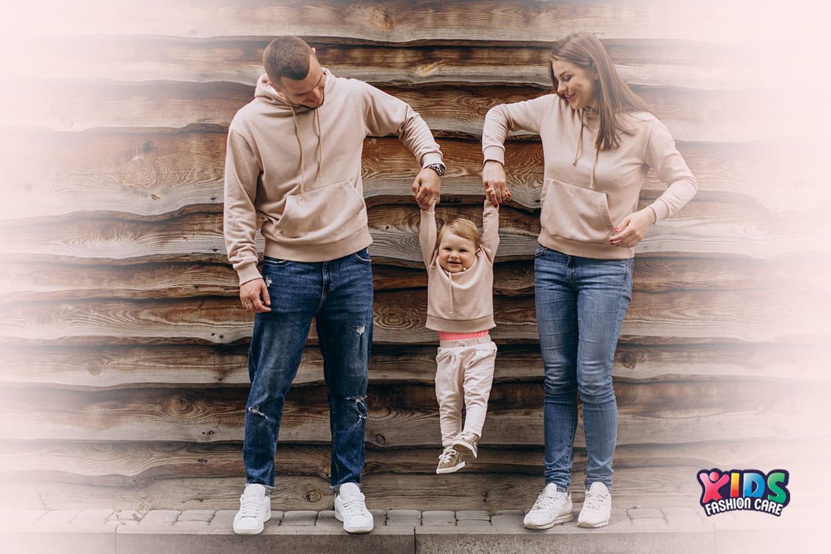 Family Photoshoot Clothing Ideas - How to Dress for Stunning Photos